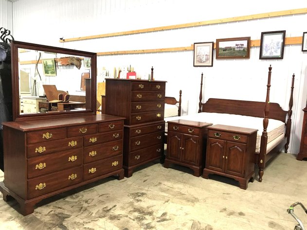 Tinkling Spring Gallery